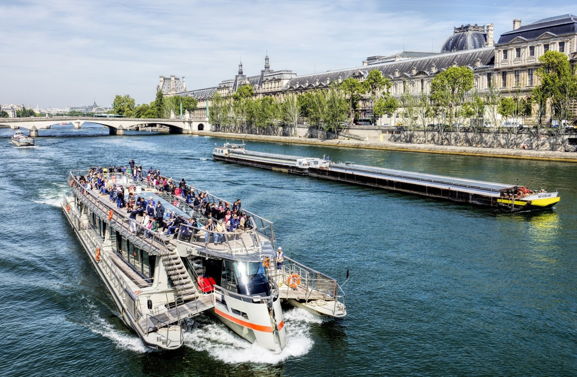 Scenic City Ferry Ride | HD Vehicle Wallpaper