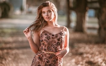 Download Redhead Dress Depth Of Field Model Woman PFP