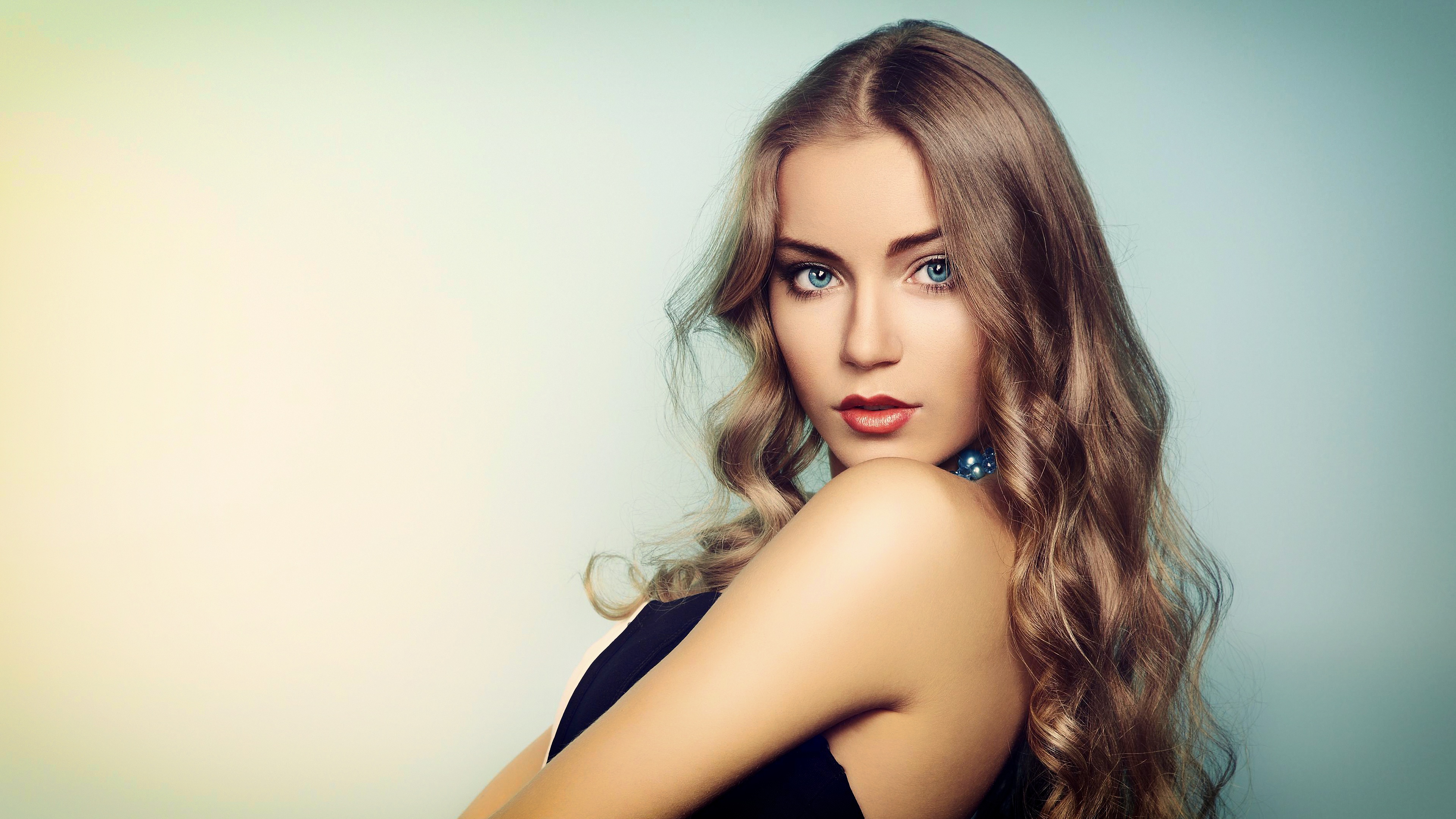 Download Lipstick Blue Eyes Blonde Long Hair Woman Model 4k Ultra Hd