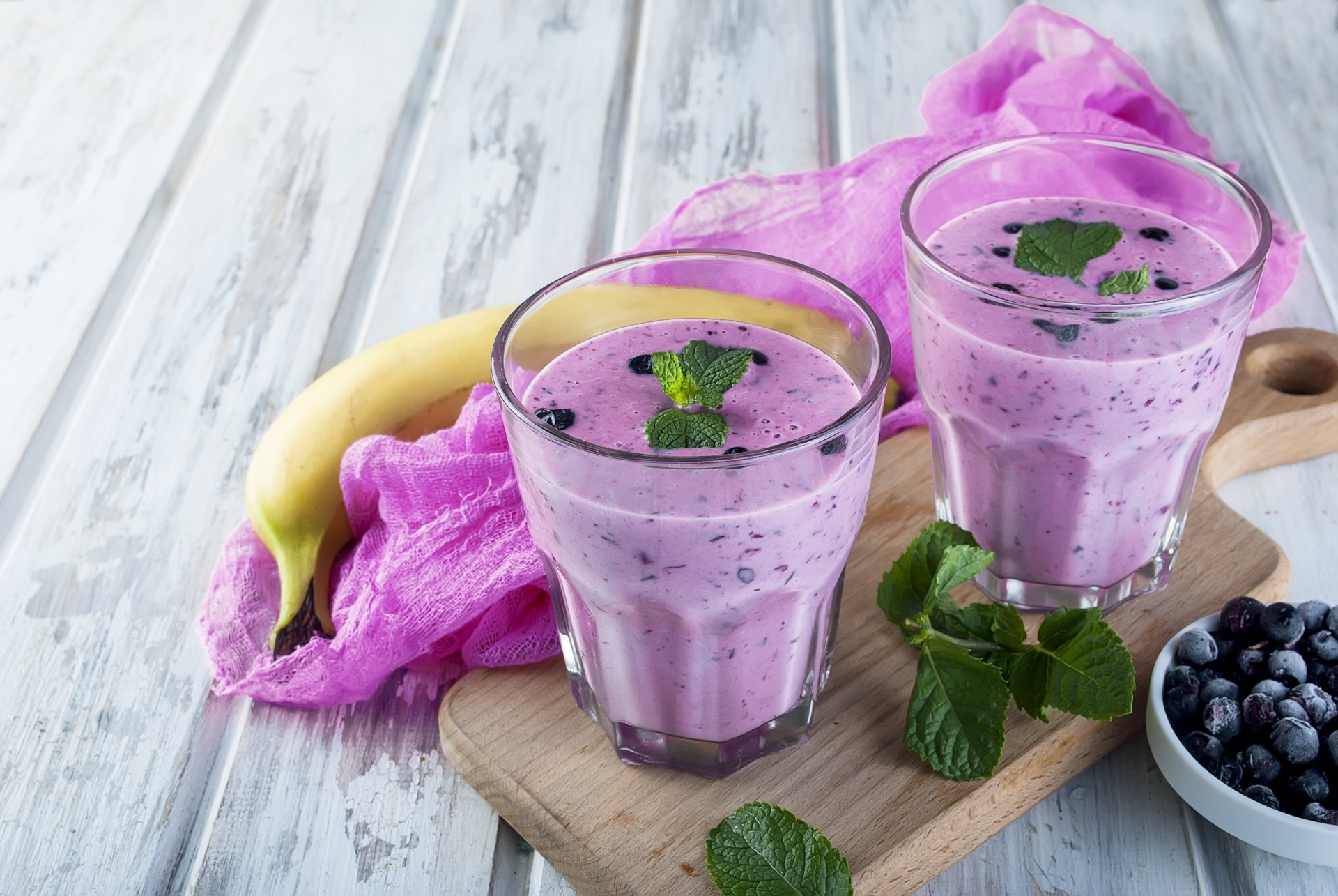 Download Banana Blueberry Fruit Drink Food Smoothie 4k Ultra HD Wallpaper
