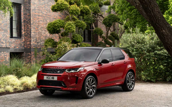 [10+] Land Rover Discovery Sport 4k Wallpapers