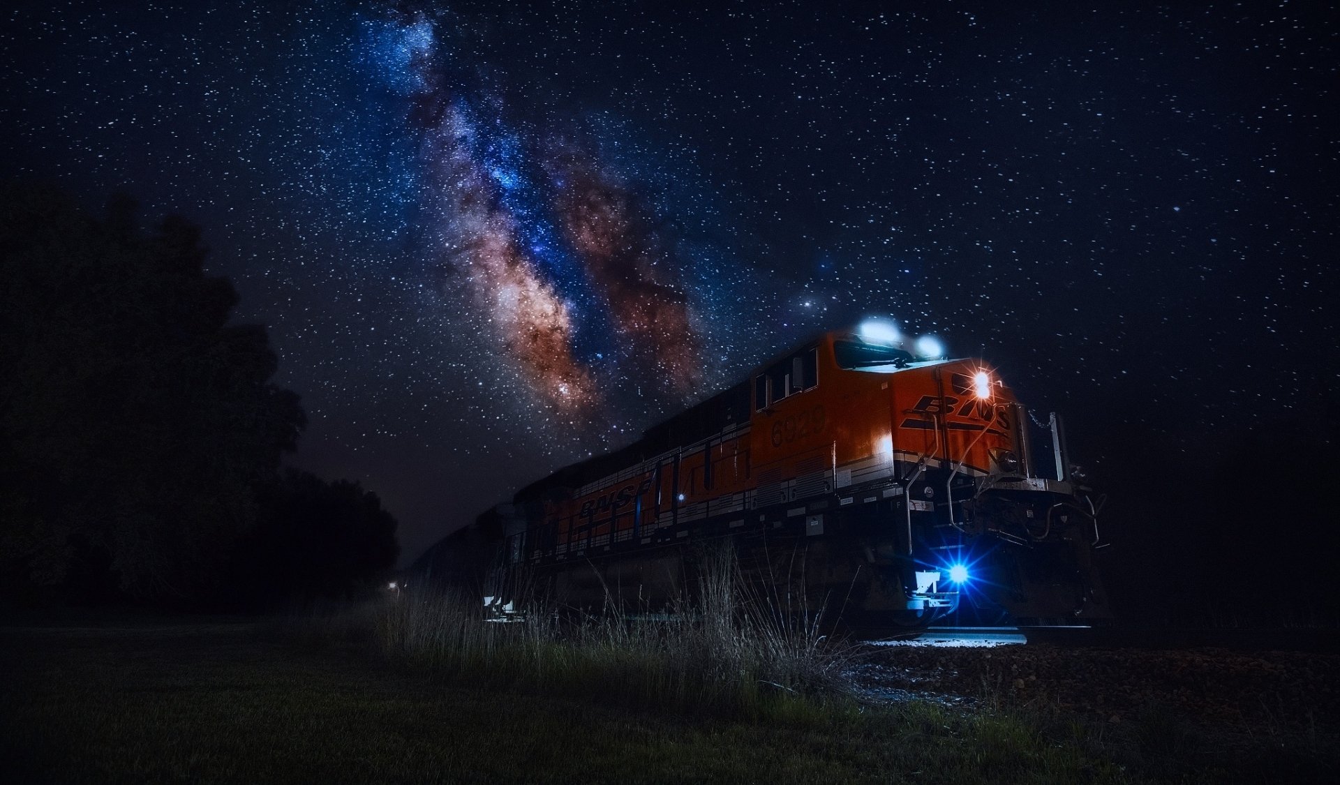 Download Night Star Sky Vehicle Train HD Wallpaper