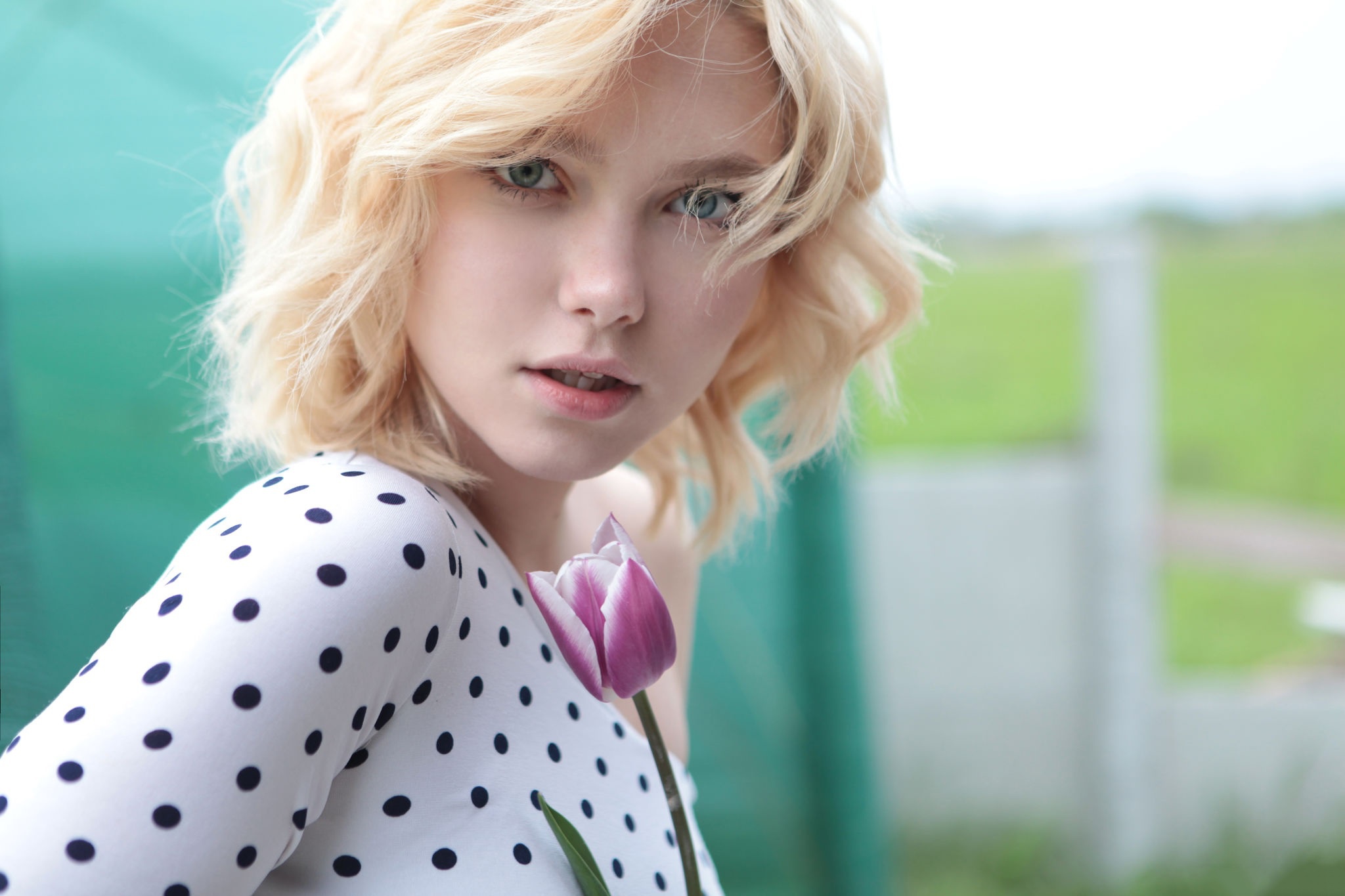 Download Short Hair Depth Of Field Blonde Blue Eyes Woman Model Hd