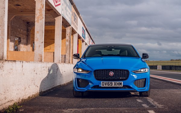 [30+] Jaguar XE 4k Wallpapers