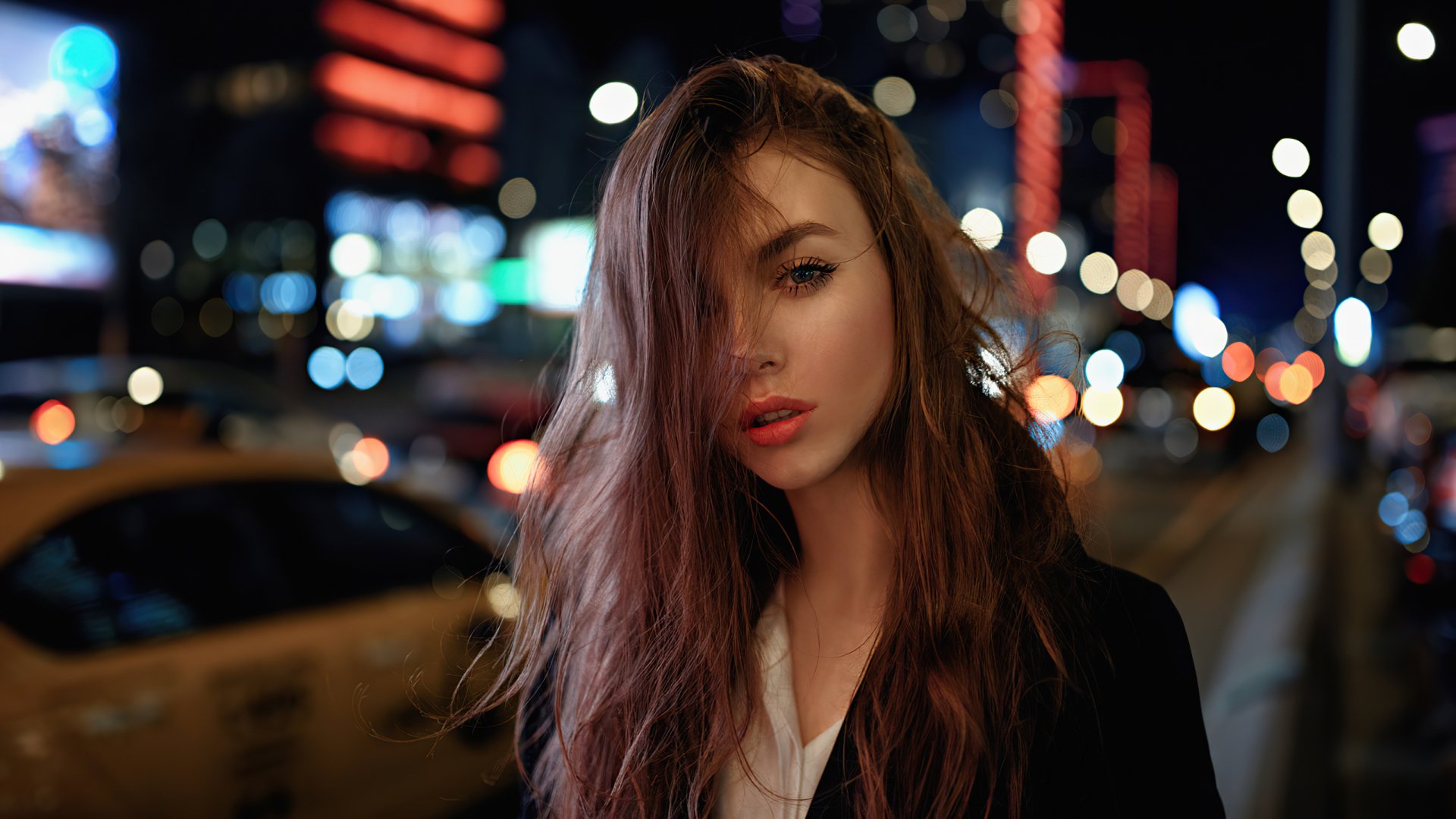 Download Brunette Night Depth Of Field Lipstick Woman Model Hd Wallpaper