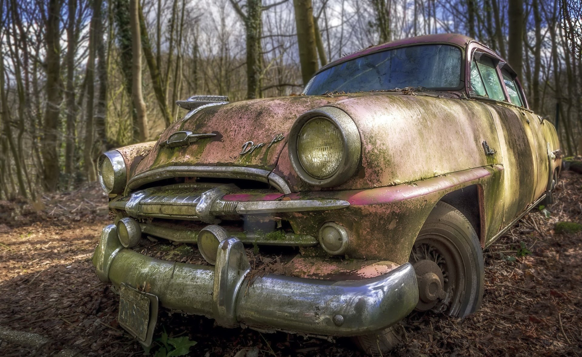 Download Abandoned Car Vehicle Wreck HD Wallpaper | 2048x1257 ...