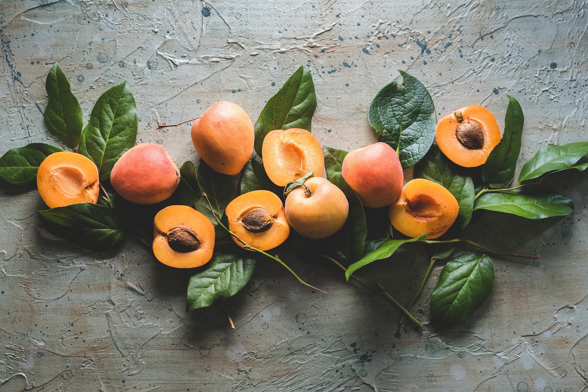 Download Food Apricot HD Wallpaper