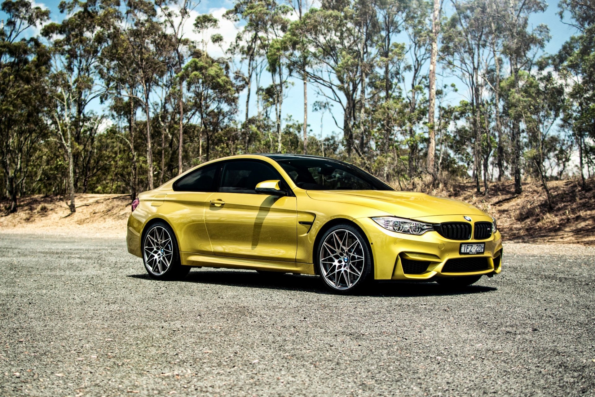 Vehicles BMW M4 HD Wallpaper