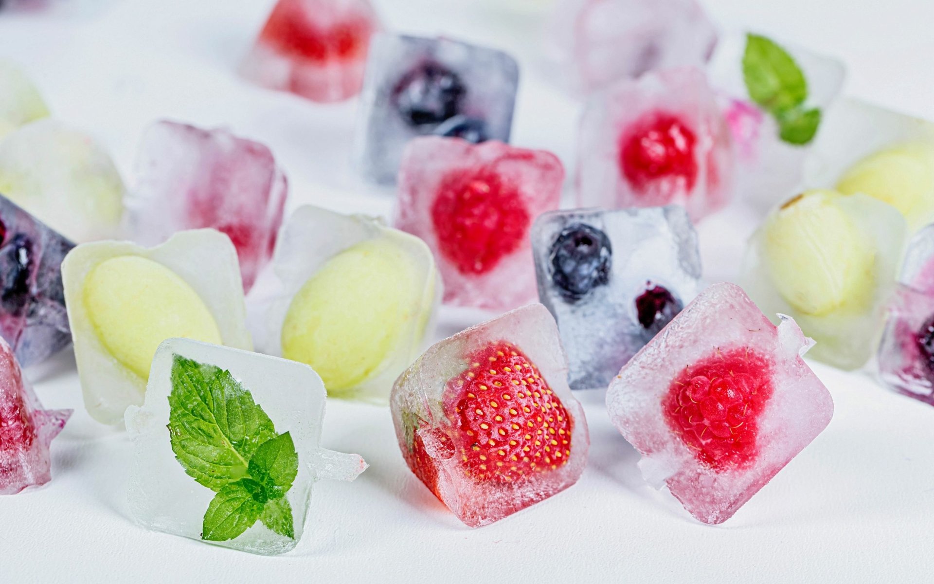 Download Food Ice Cream HD Wallpaper | 2560x1600 | Wallpaper Abyss