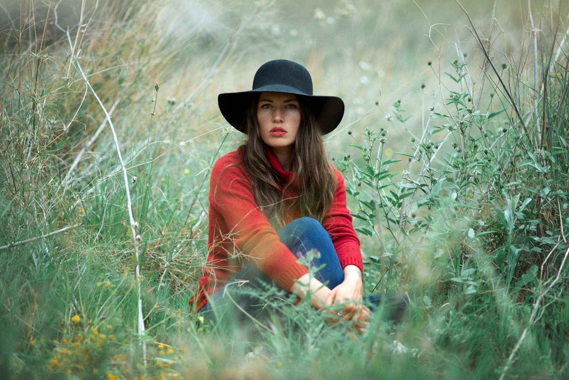 Download Brunette Hat Woman Model HD Wallpaper | 2048x1367 | Wallpaper ...