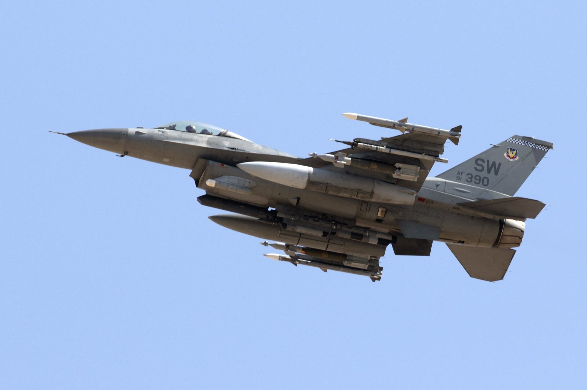 F-16 Fighting Falcon Jet Fighter HD Wallpaper – Ultimate Military ...