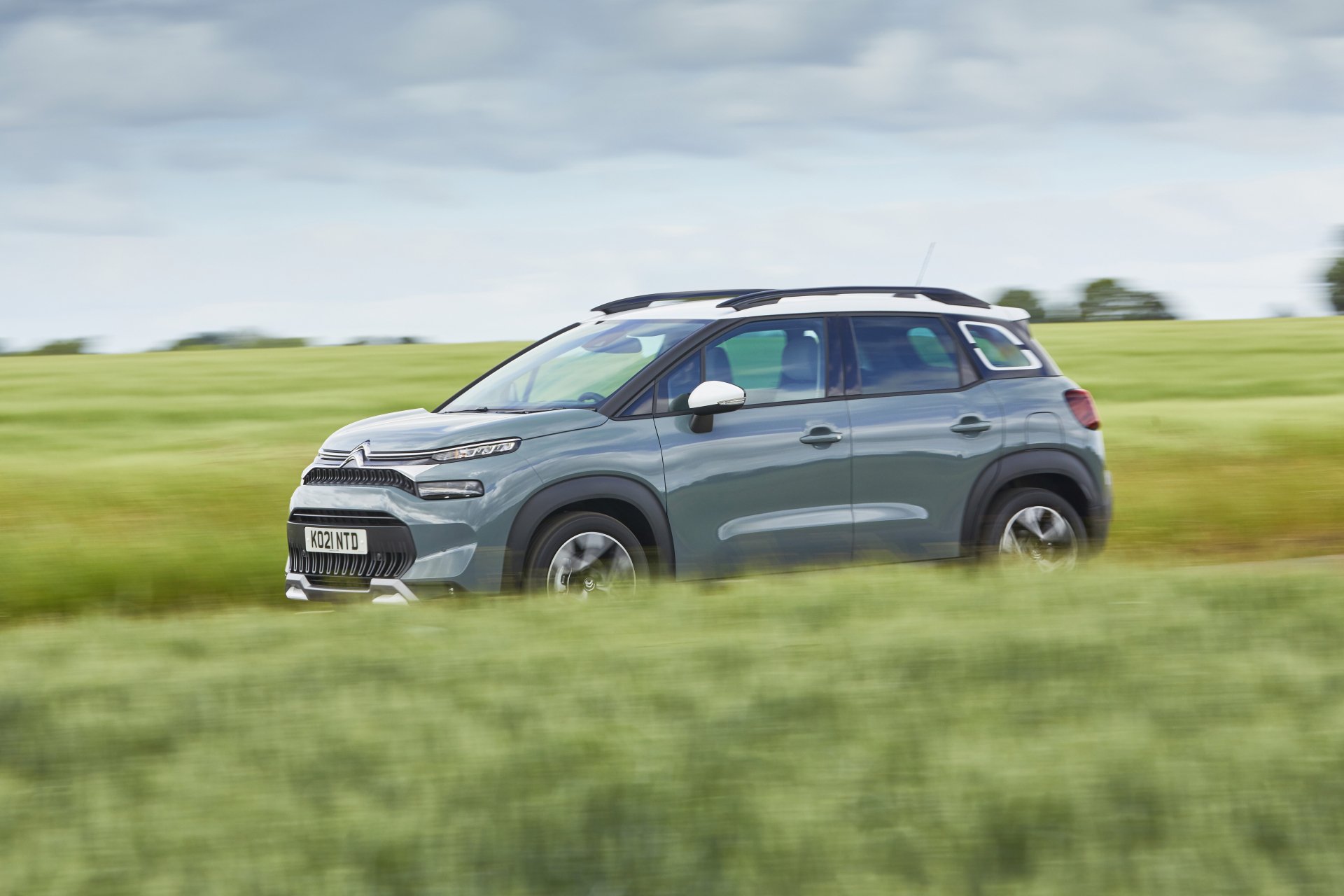 Download Vehicle Citroen C3 Aircross 4k Ultra HD Wallpaper