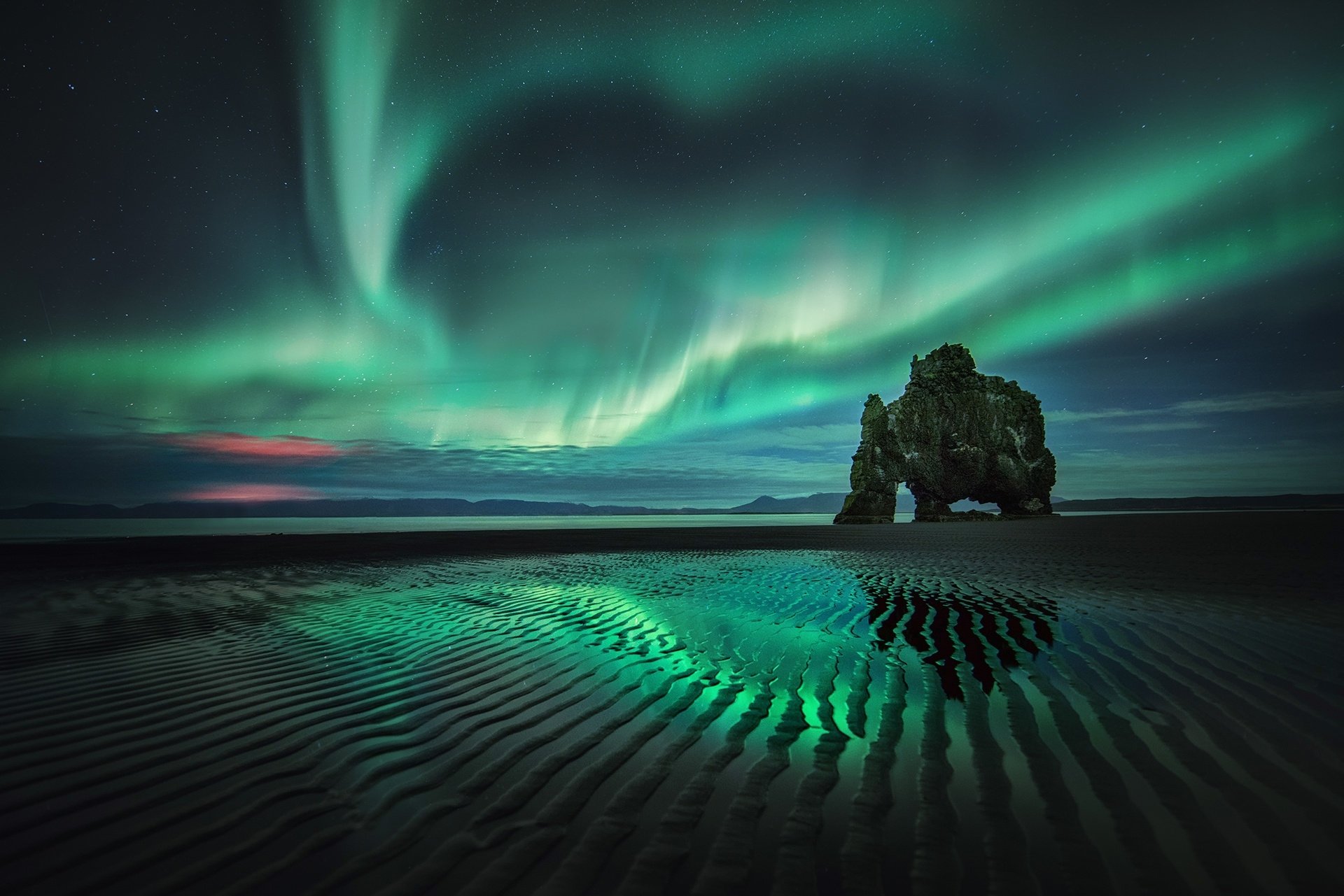 Download Arch Beach Night Nature Aurora Borealis HD Wallpaper ...