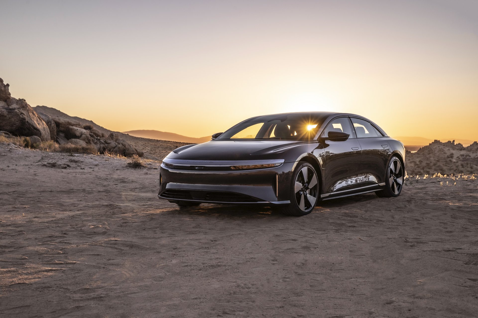 Download Vehicle Lucid Air Grand Touring 4k Ultra HD Wallpaper