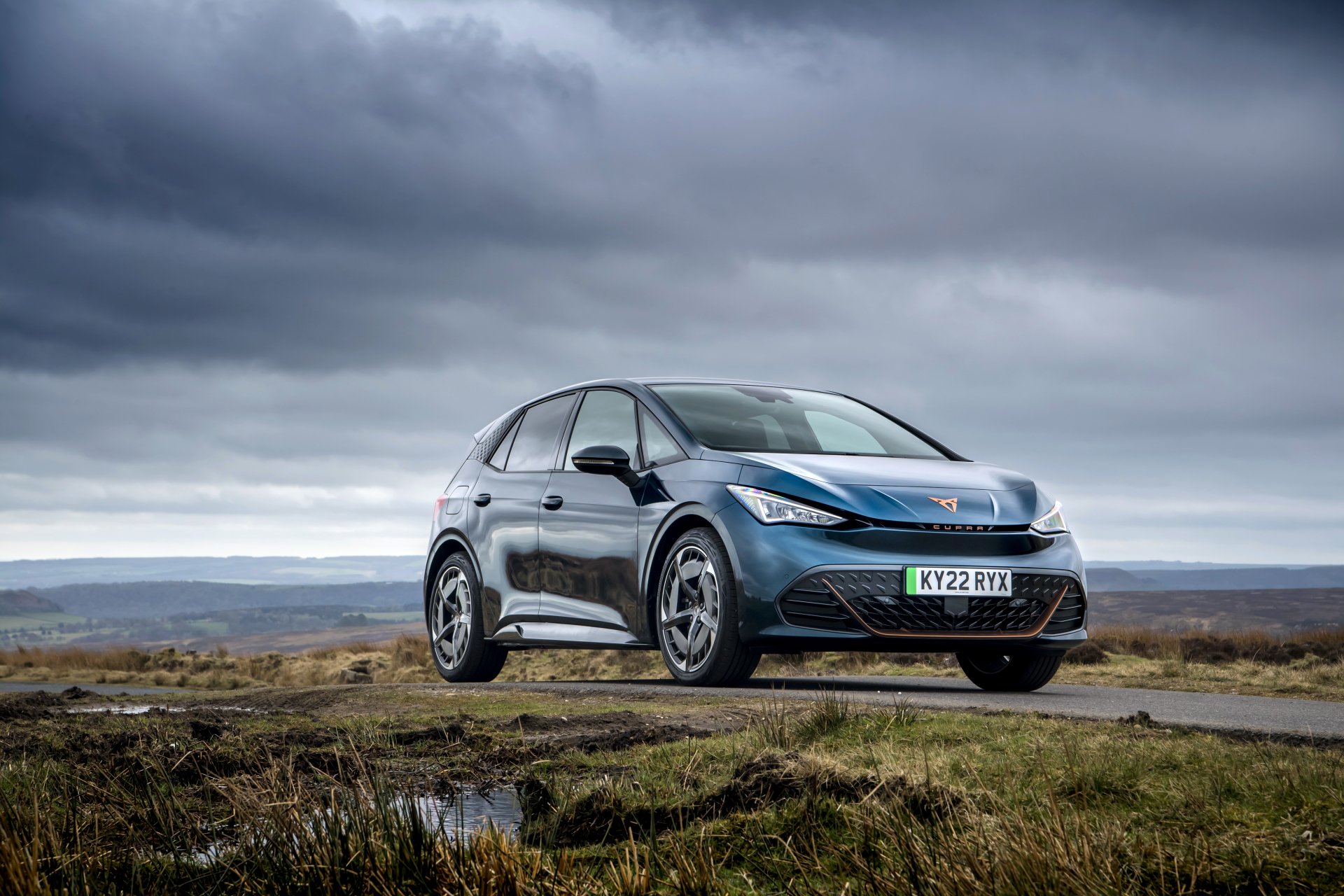 Download Vehicle Cupra Born 4k Ultra HD Wallpaper