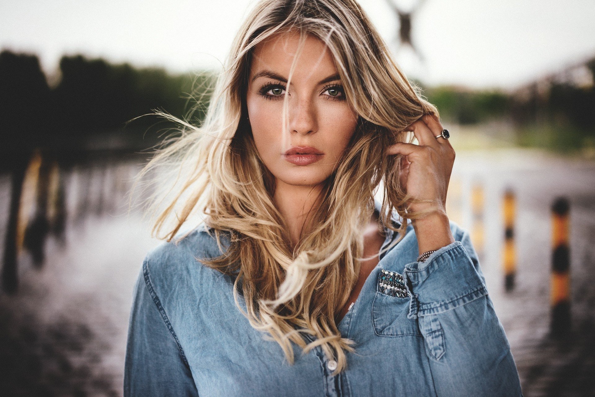 Download Woman Model Hd Wallpaper By Martin Kühn