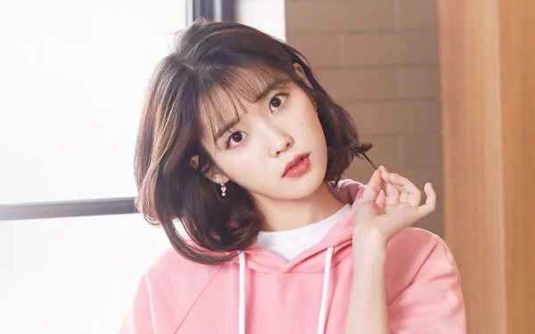 IU (Singer) Wallpapers