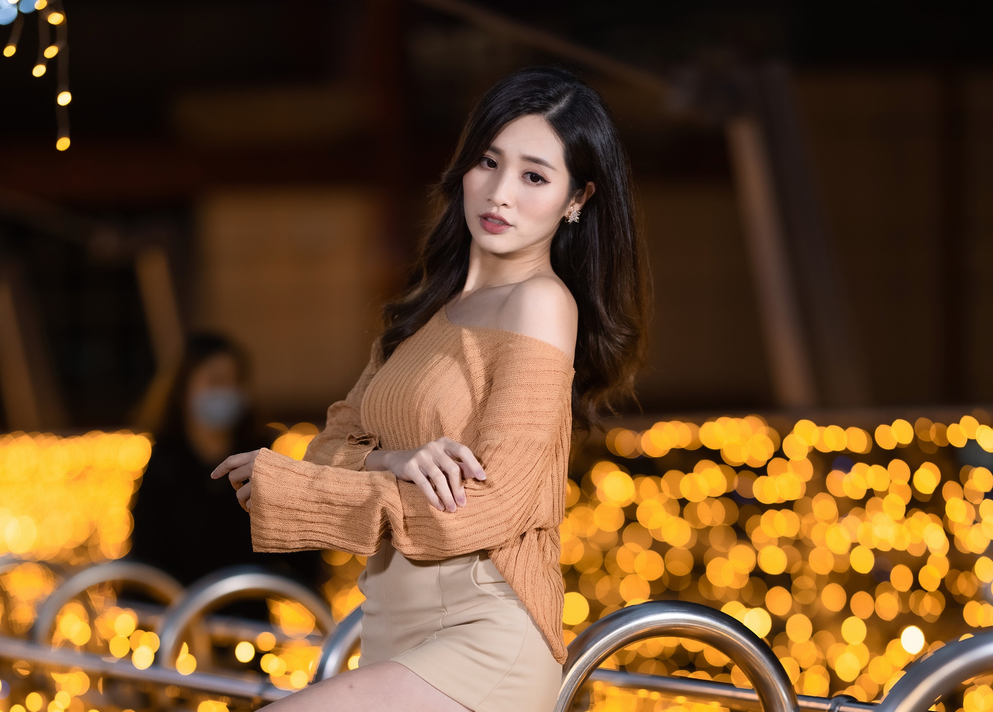 Download Woman Asian HD Wallpaper