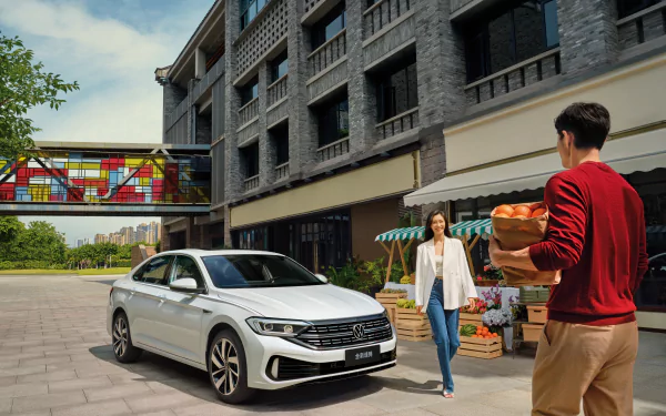 Download Vehicle Volkswagen Sagitar 4k Ultra HD Wallpaper