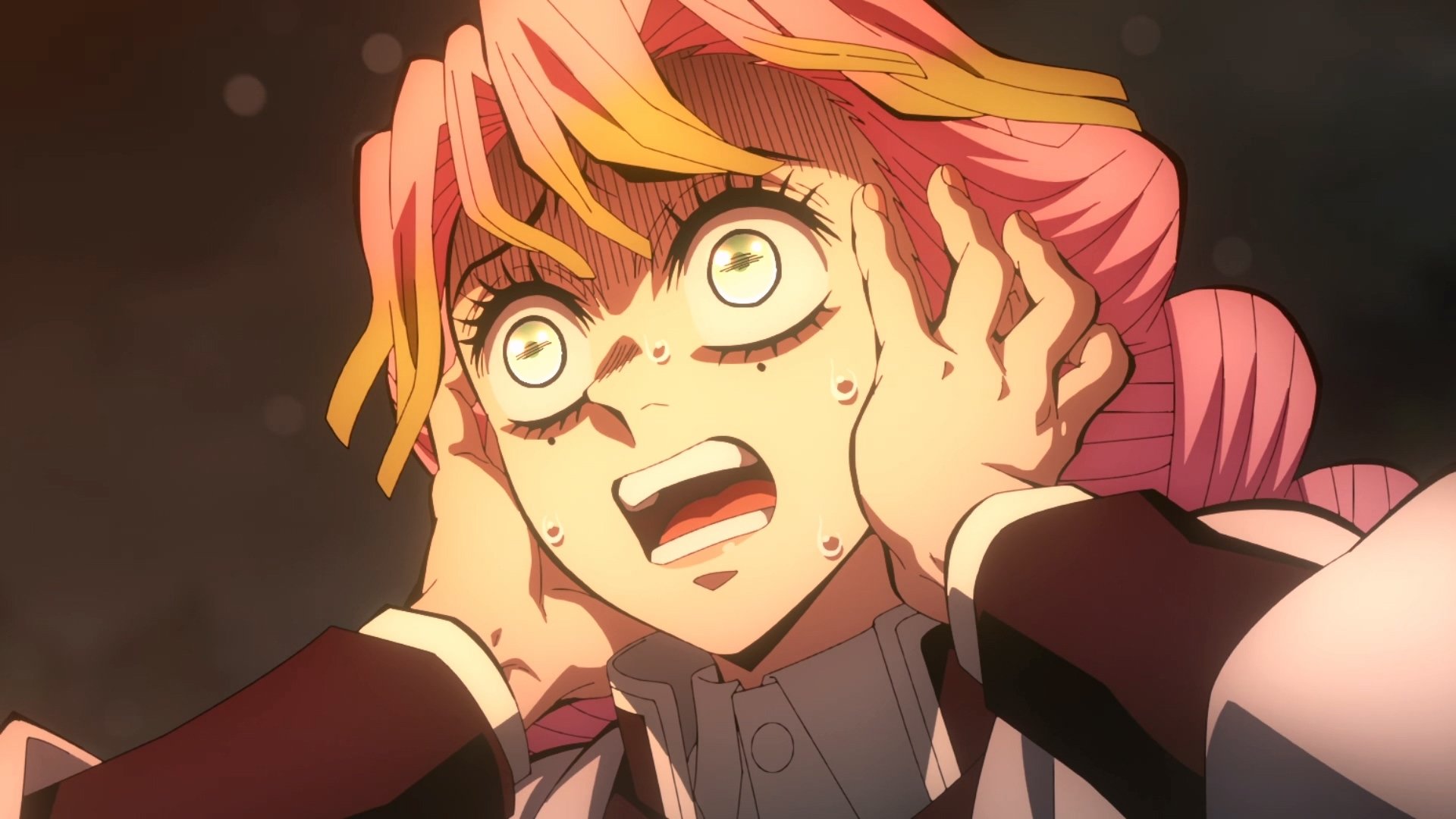 Vibrant Mitsuri Kanroji in Action | Demon Slayer HD Anime Wallpaper