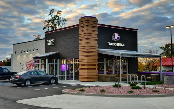 Taco Bell 4K Ultra HD Wallpaper: Modern Fast Food Delight