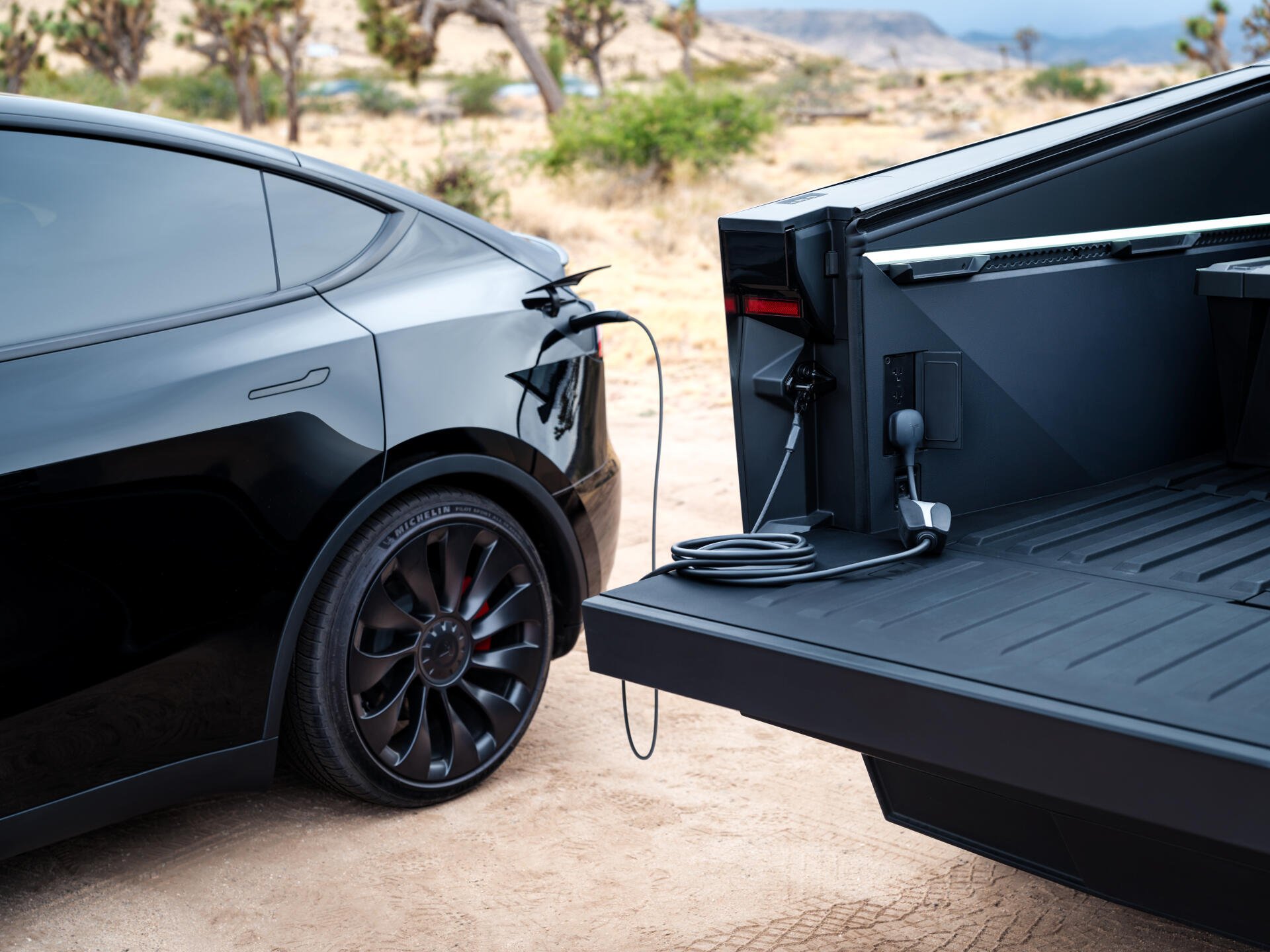 Tesla Cybertruck: Stunning 4K Ultra HD Wallpaper