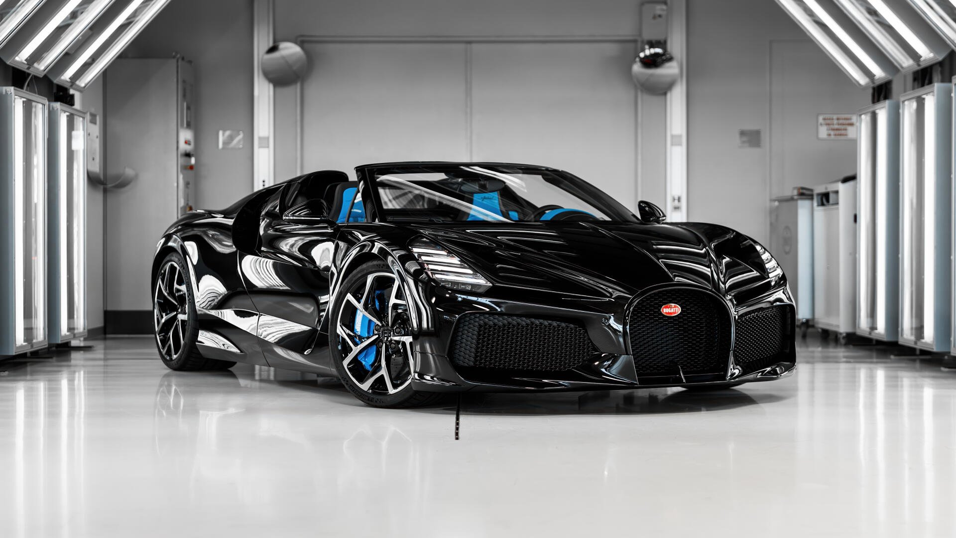 Bugatti W16 Mistral — Black Hypercar 5K Ultra HD Wallpaper
