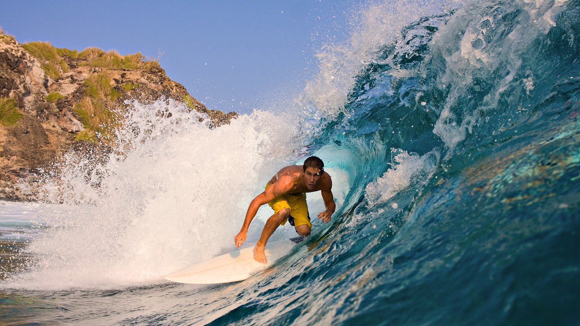 Download Surfing Sports HD Wallpaper