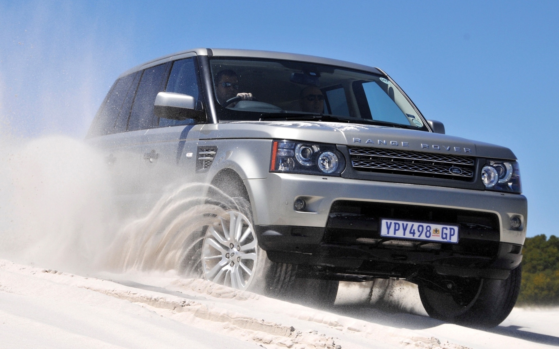 Download Vehicle Range Rover HD Wallpaper
