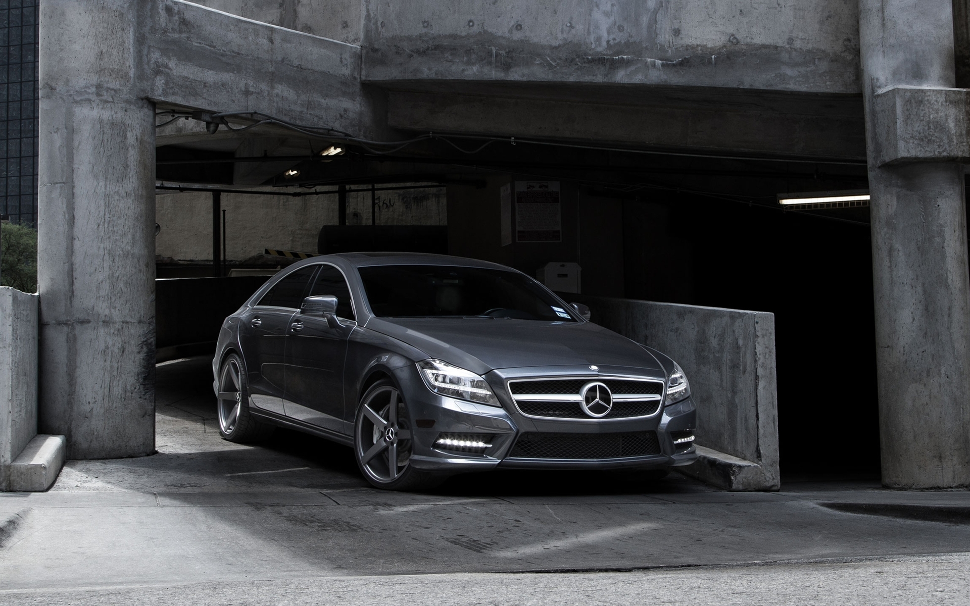 Download Vehicle Mercedes HD Wallpaper