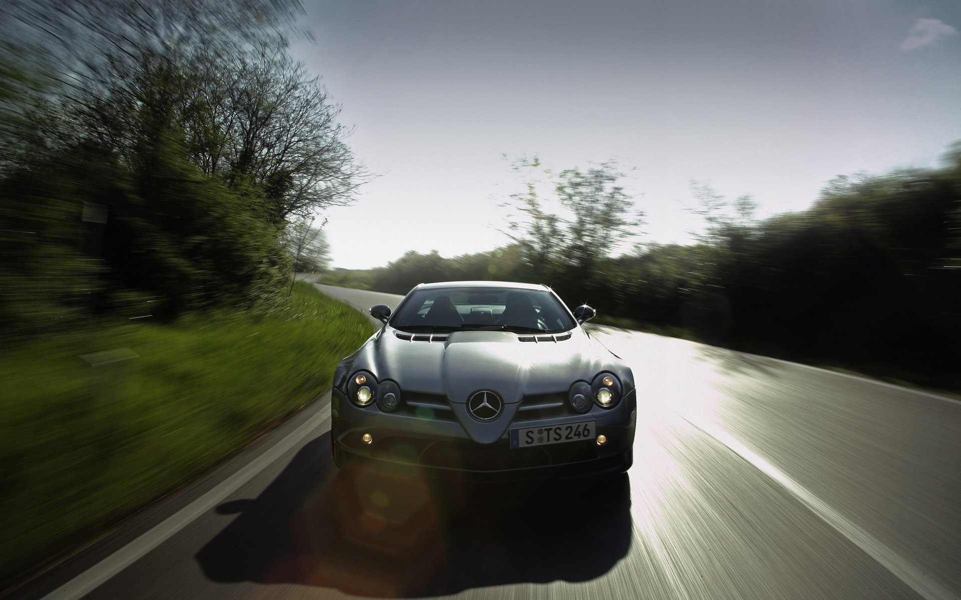 Download Vehicle Mercedes HD Wallpaper