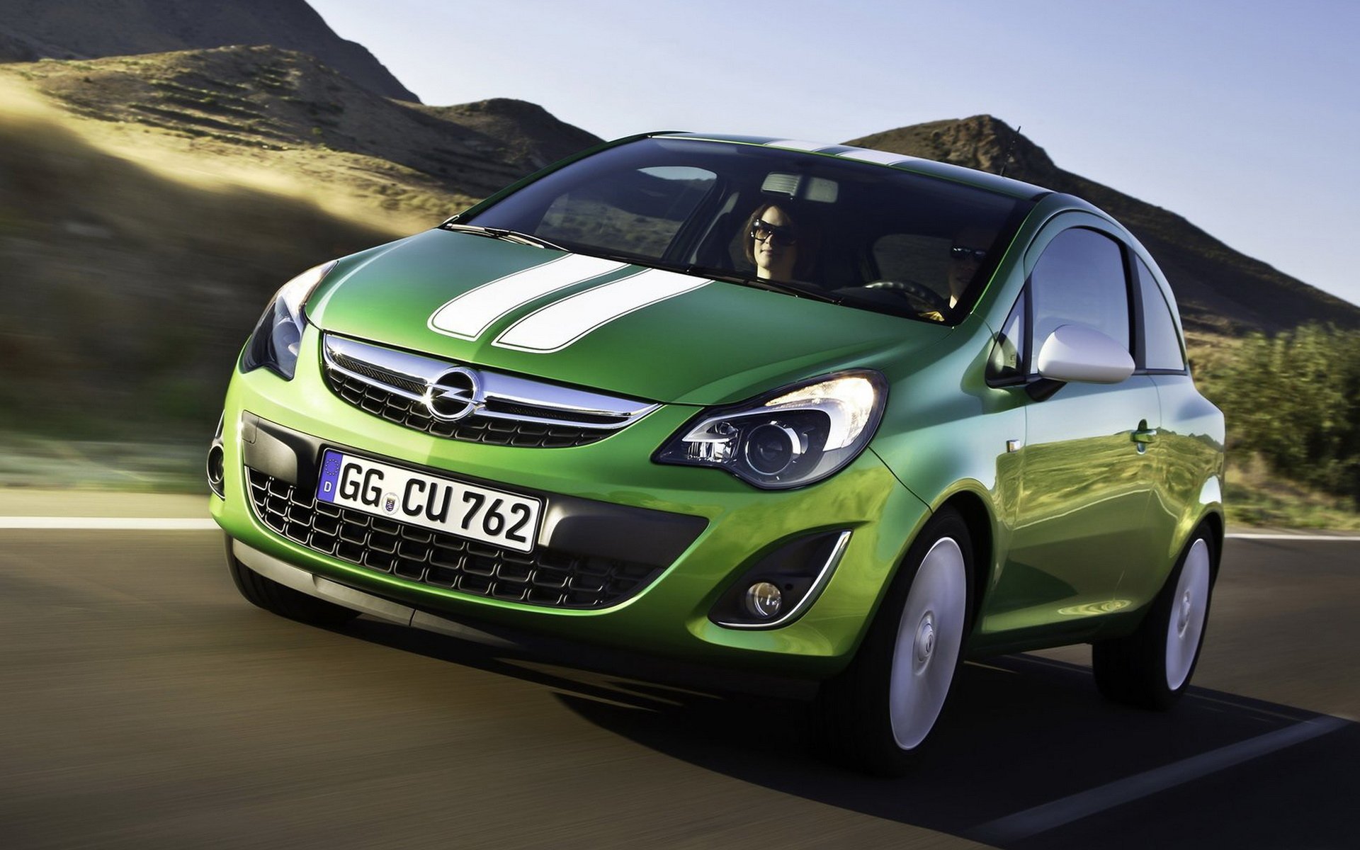 Download Vehicle Opel HD Wallpaper