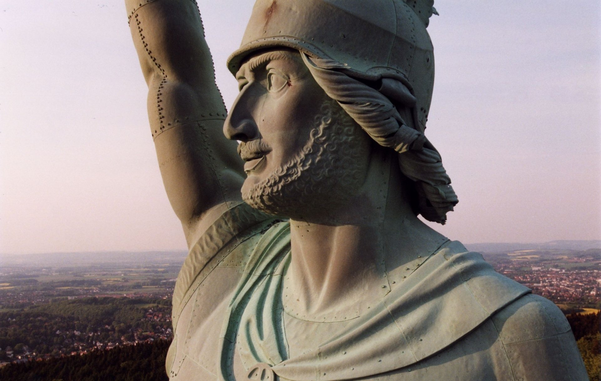 Man Made Statue HD Wallpaper