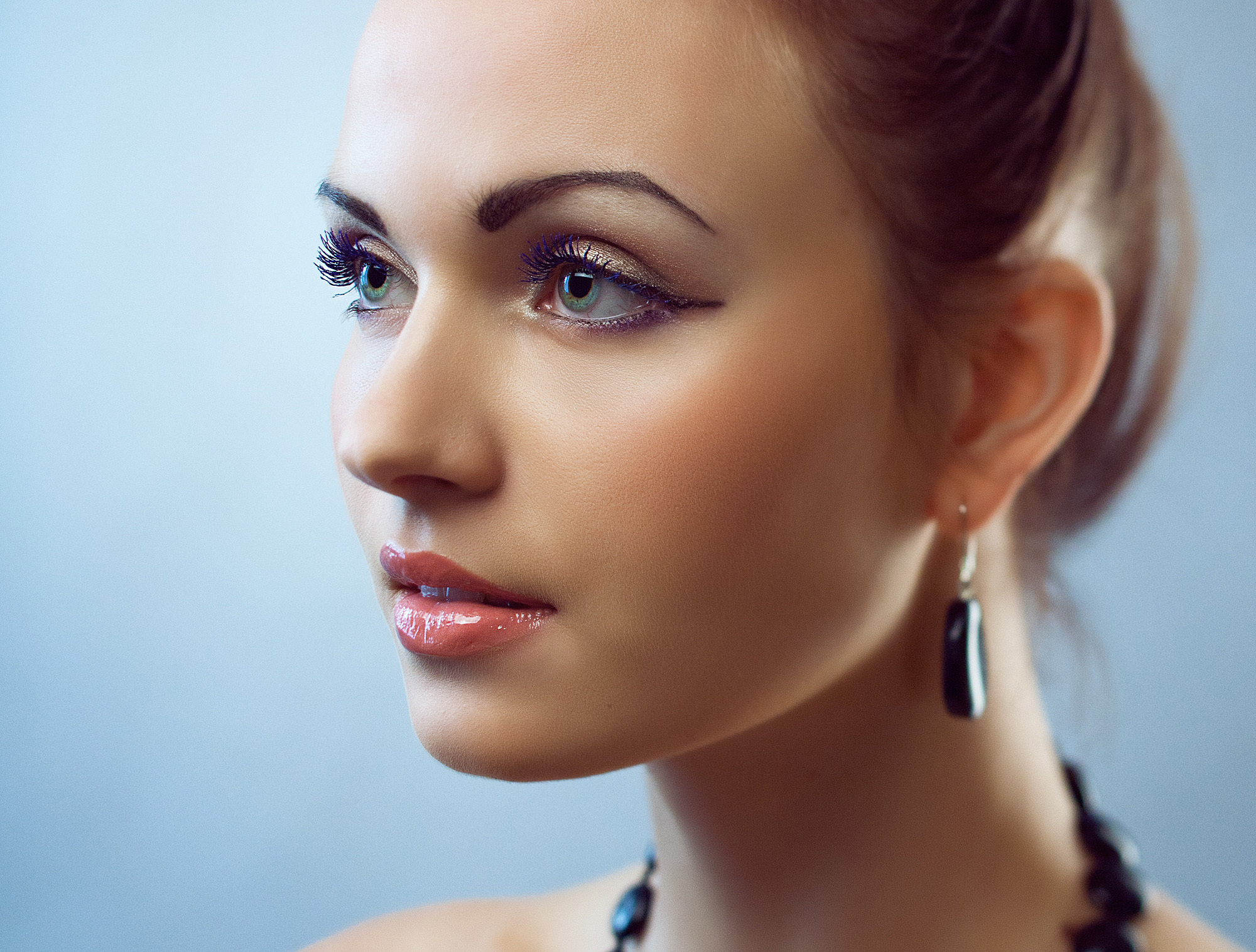 Stunning Woman's Face: A Beautiful HD Wallpaper