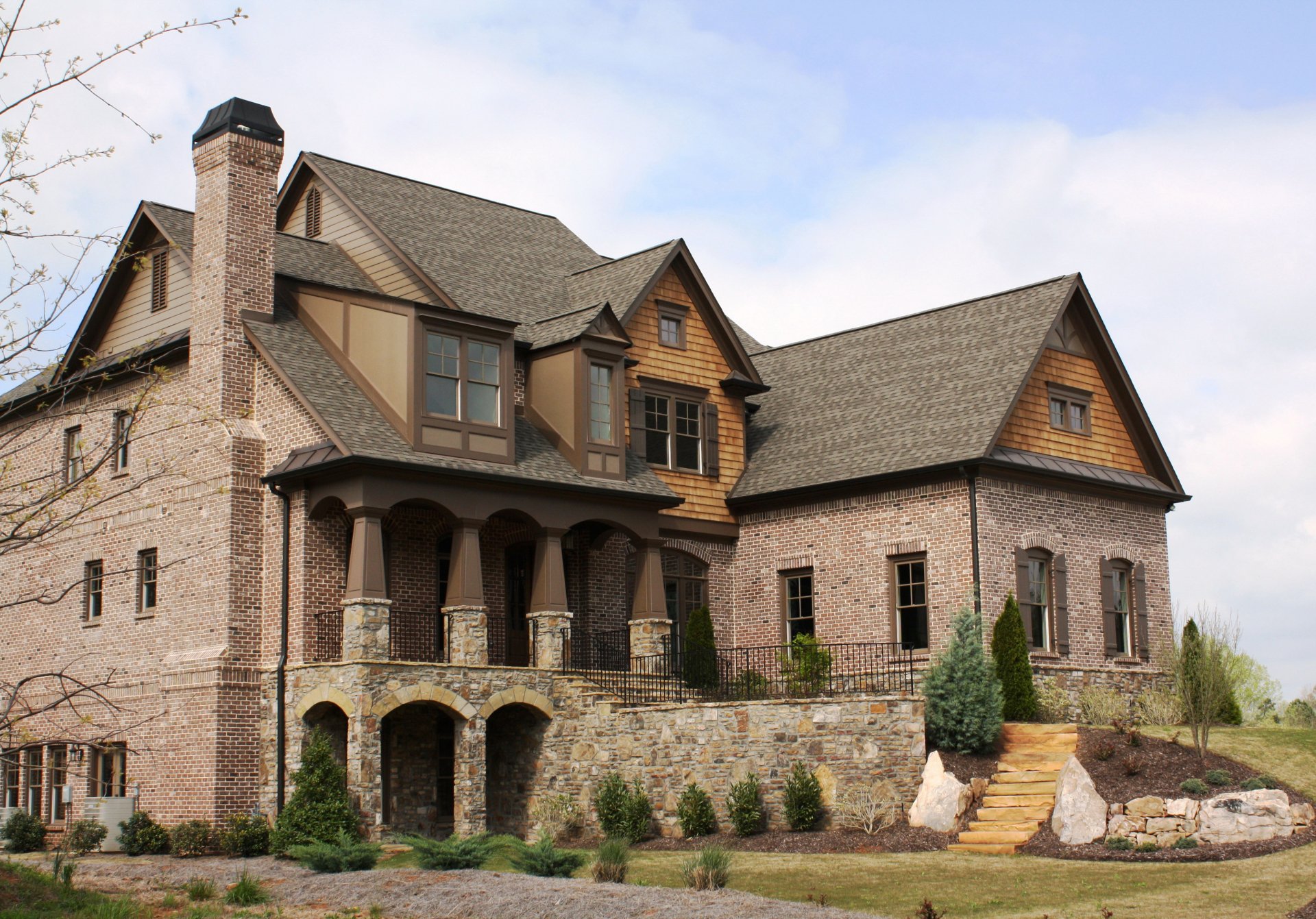 2K Quad HD — Grand Brick Manor Wallpaper | 3712x2592 | Wallpaper Abyss