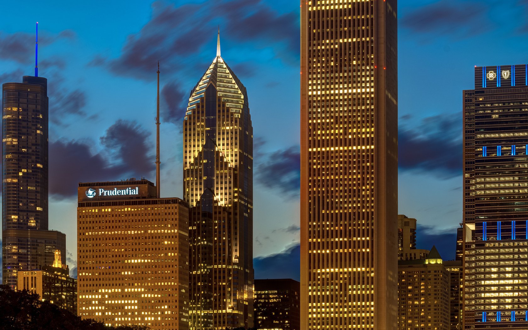 Chicago Man-Made Majesty — HD Skyline Wallpaper | 1680x1050 | Wallpaper ...