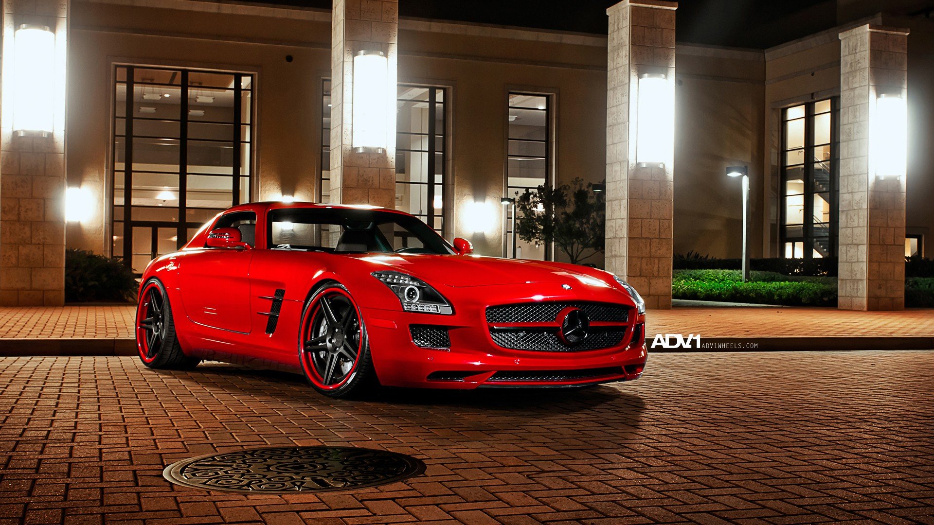 Download Vehicle Mercedes-Benz SLS AMG HD Wallpaper