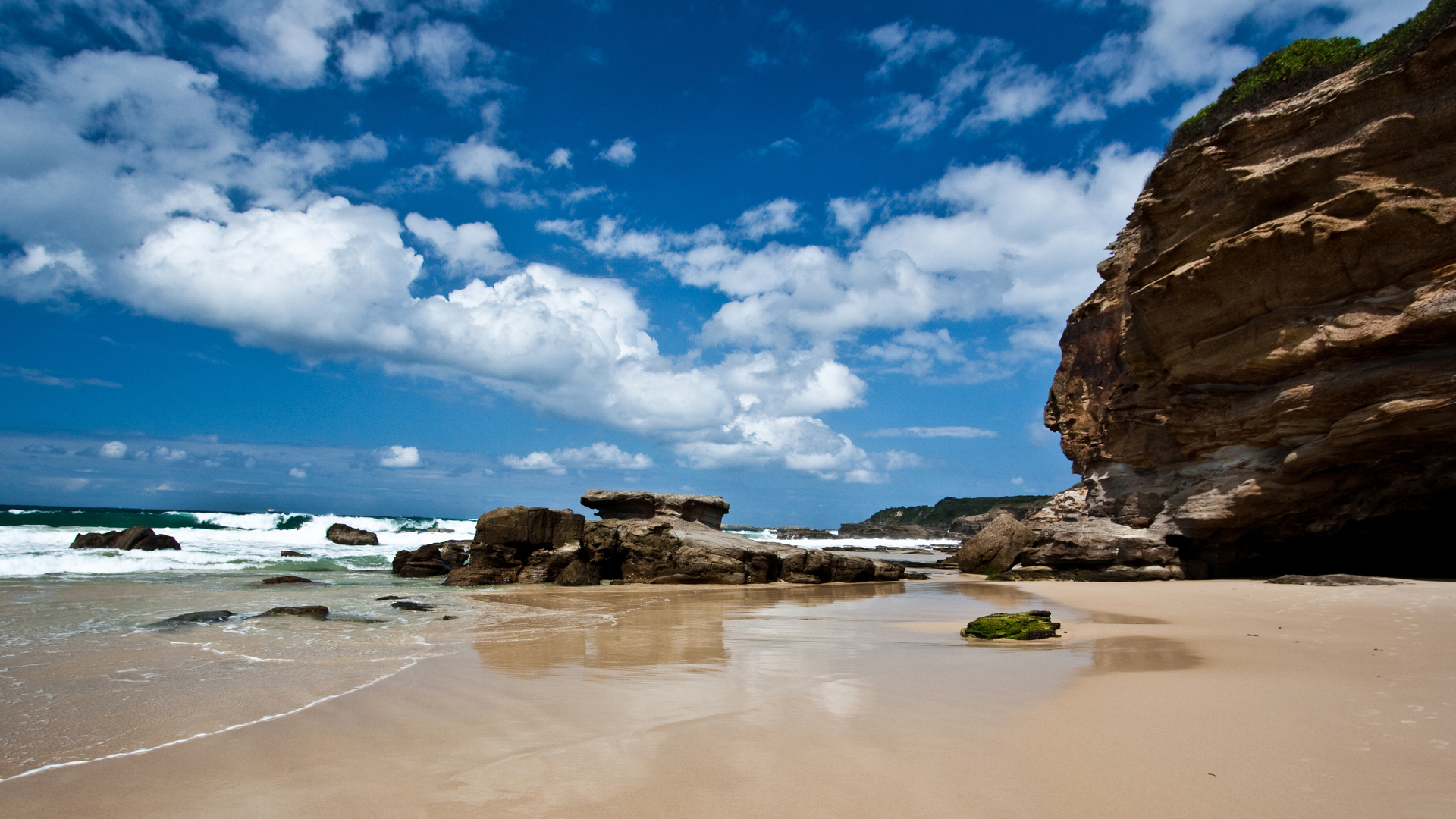 Download Nature Beach HD Wallpaper