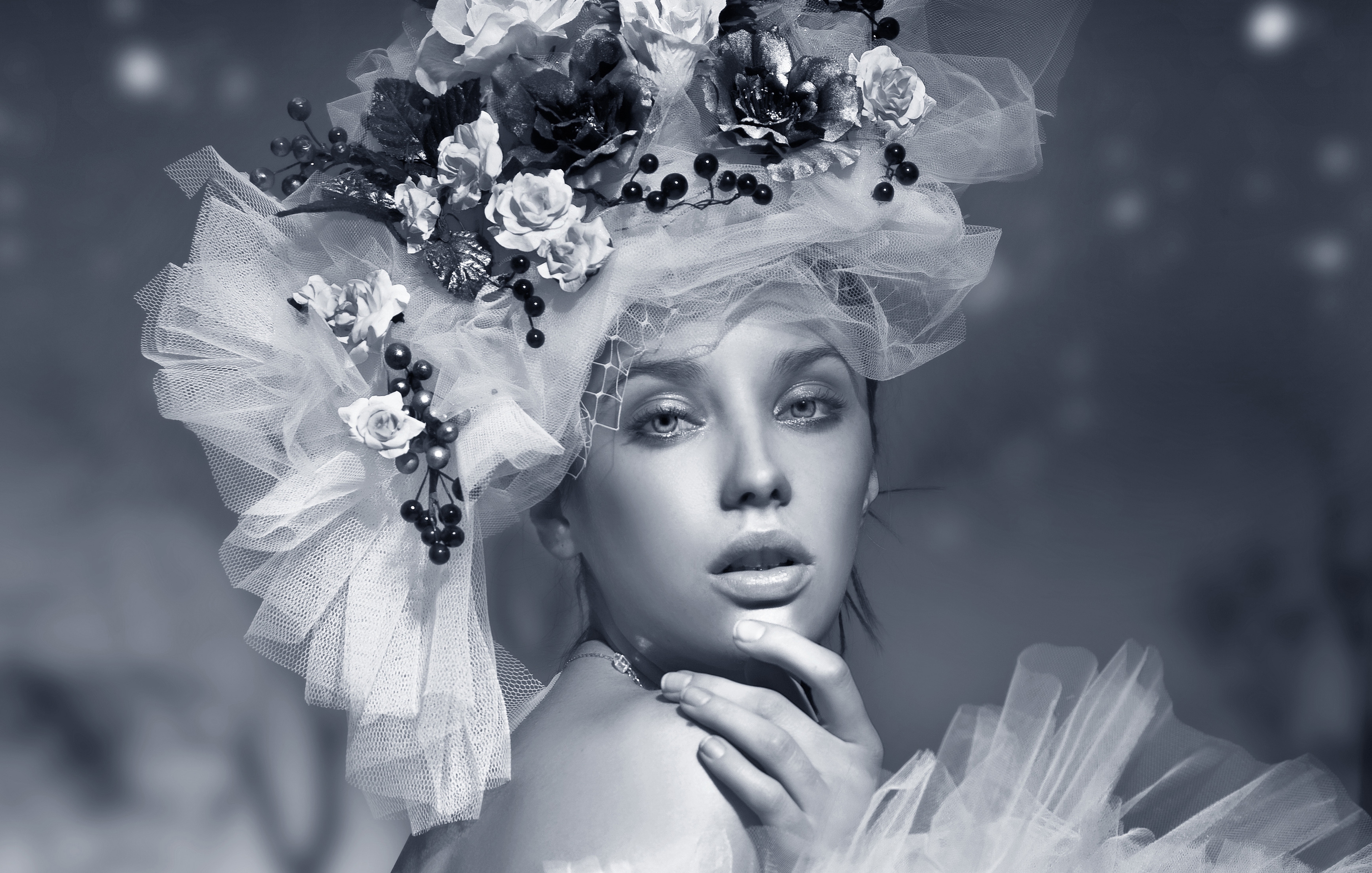 Download Woman Model HD Wallpaper