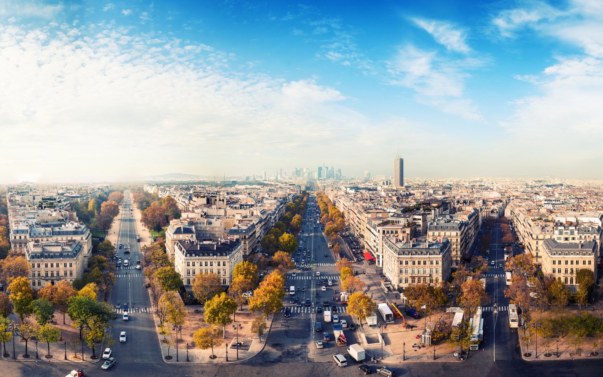 Parisian Man-Made Panorama — HD Wallpaper