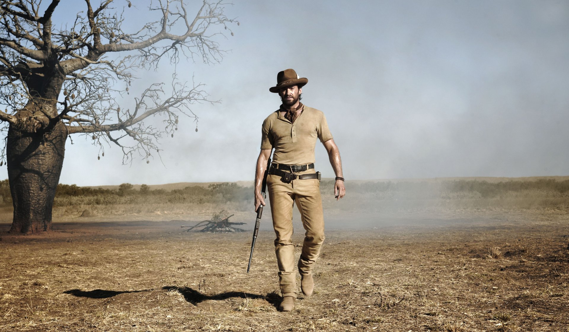 Australia Movie 4K Wallpaper: Hugh Jackman as Drover in the Outback