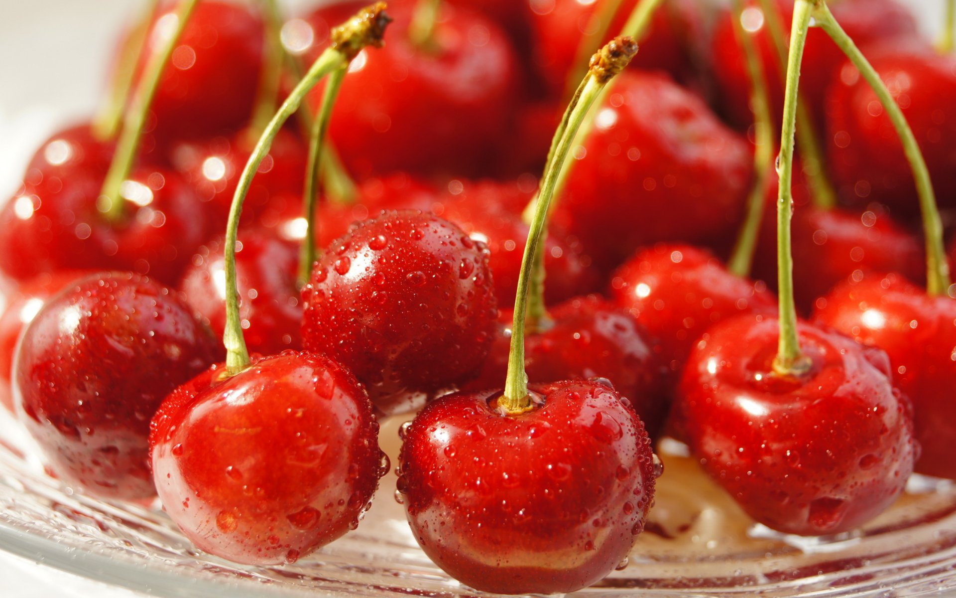 Fresh Cherry Delight: HD Food Wallpaper