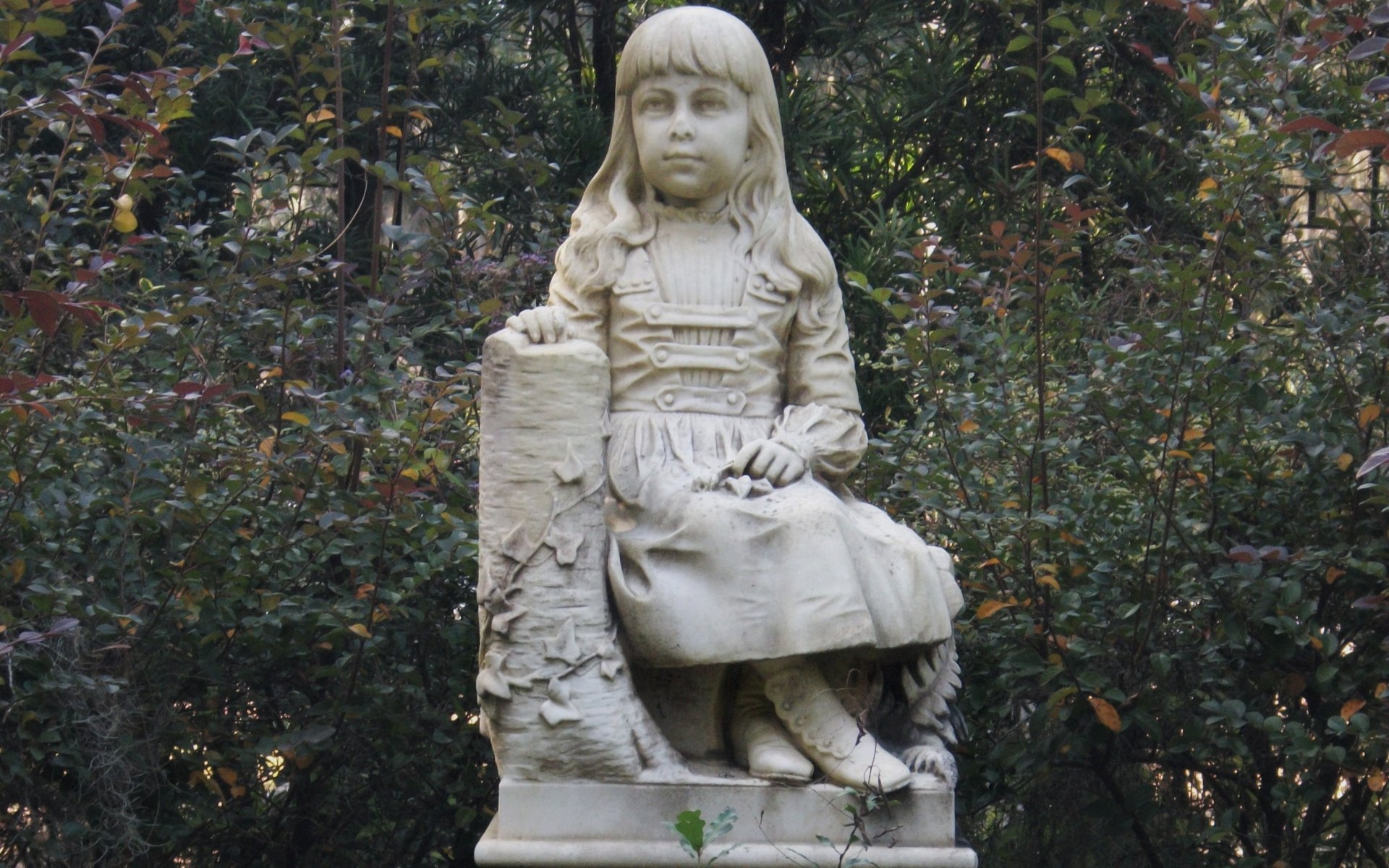 Man Made Statue HD Wallpaper