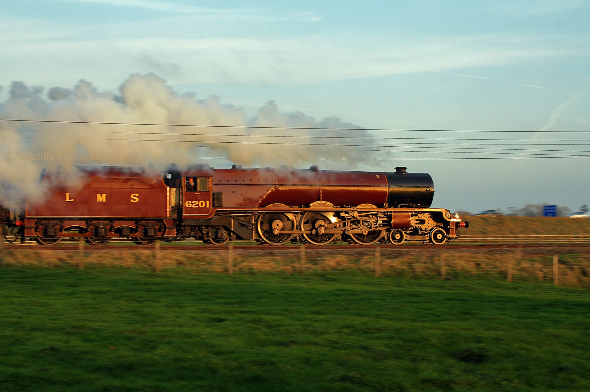 HD Steam Train in Motion: Classic Vehicle Wallpaper