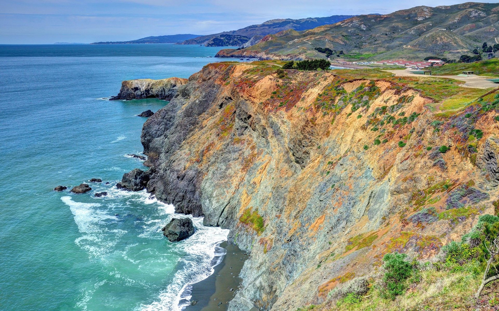 Stunning HD Cliffside Nature Vista