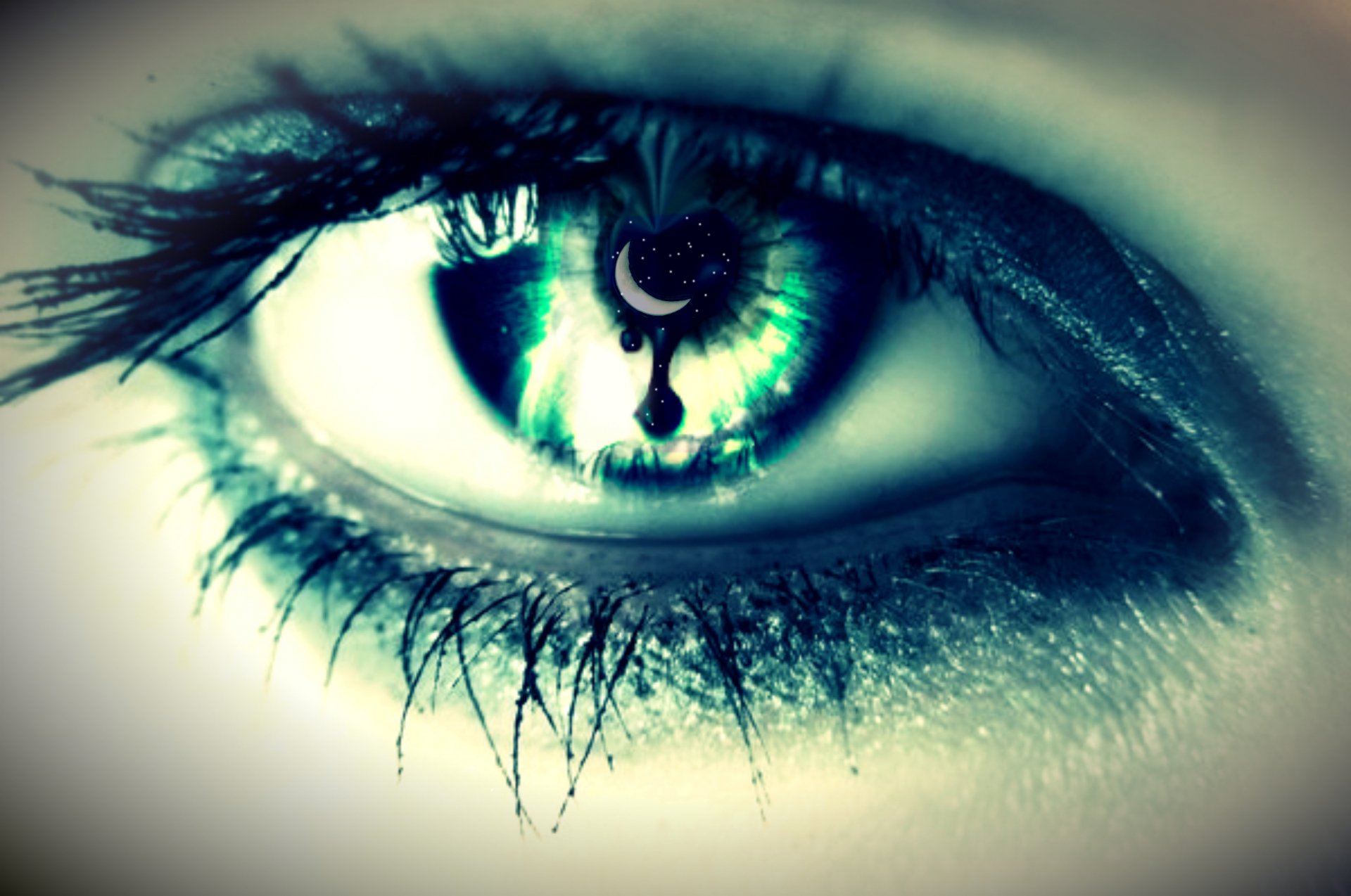Download Woman Eye HD Wallpaper