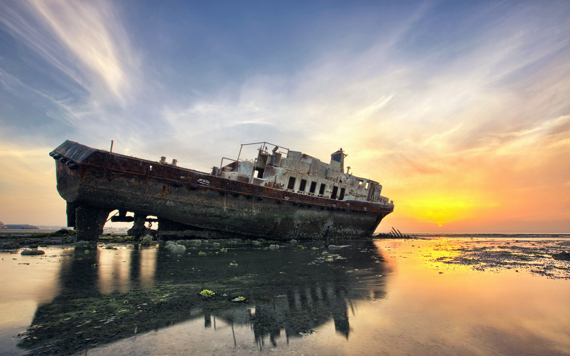 Shipwreck Wallpaper 969257