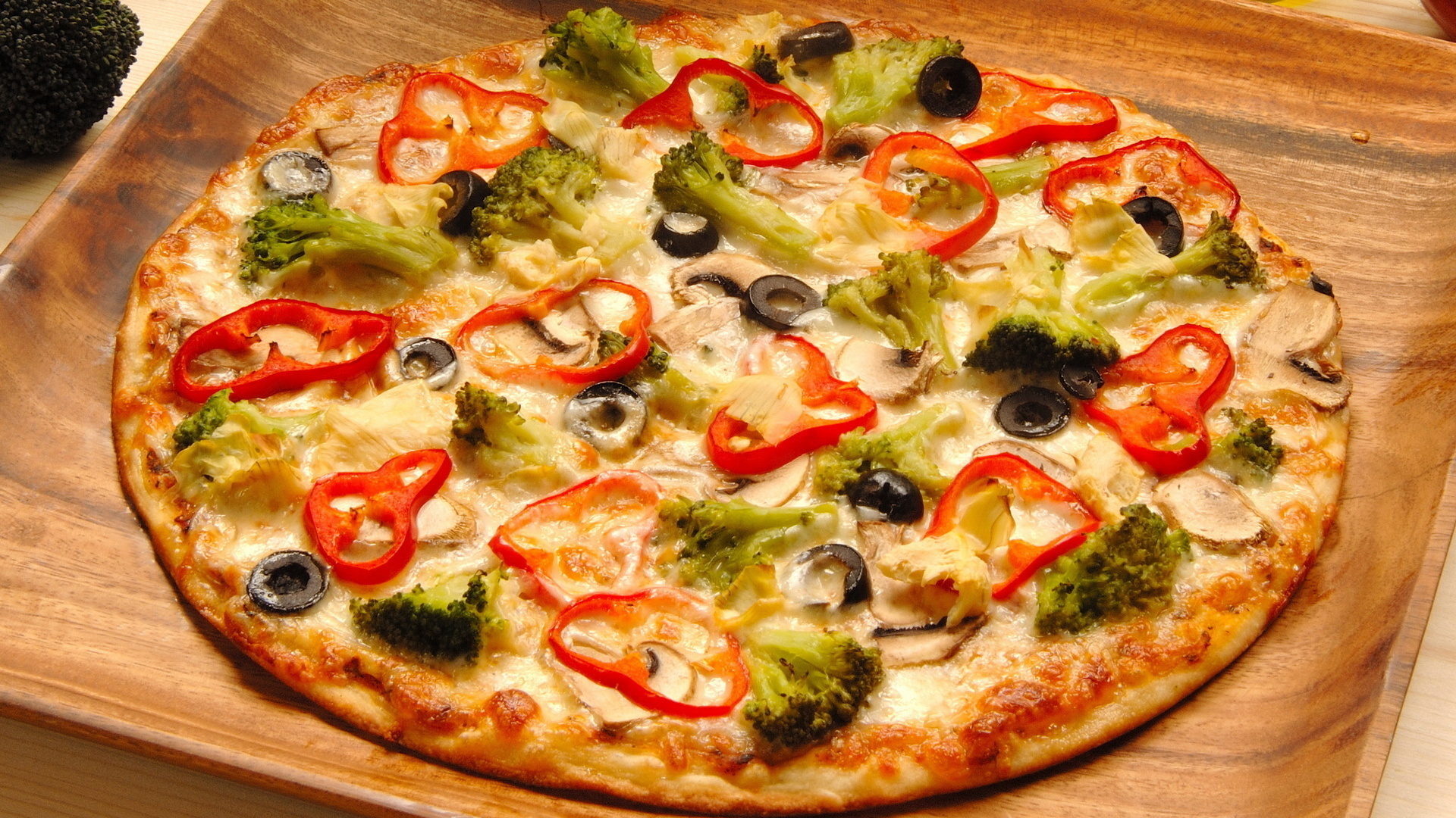 Pizza HD Wallpaper