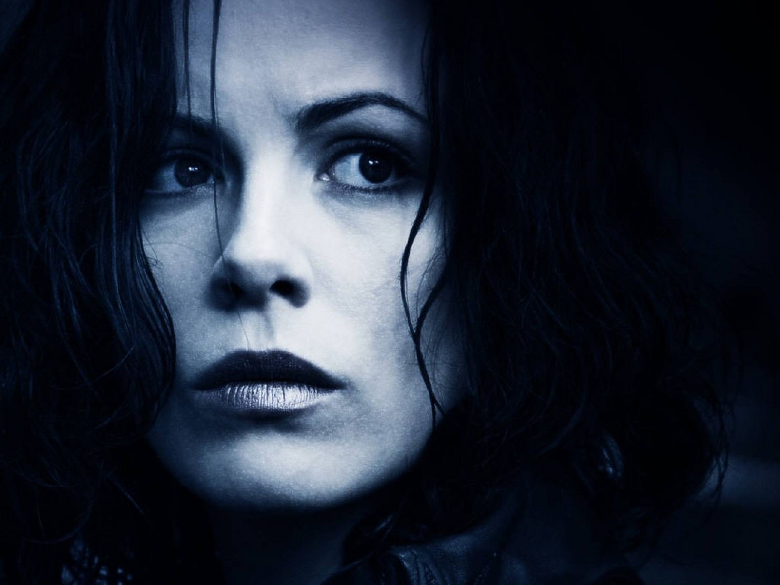 Download Movie Underworld: Evolution Wallpaper