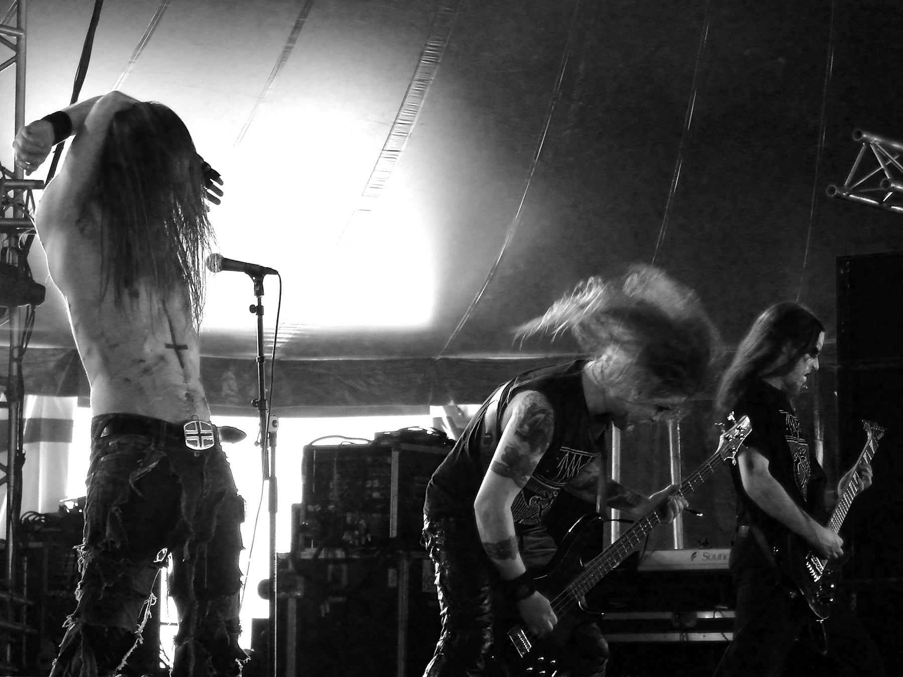 Download Music Taake Wallpaper